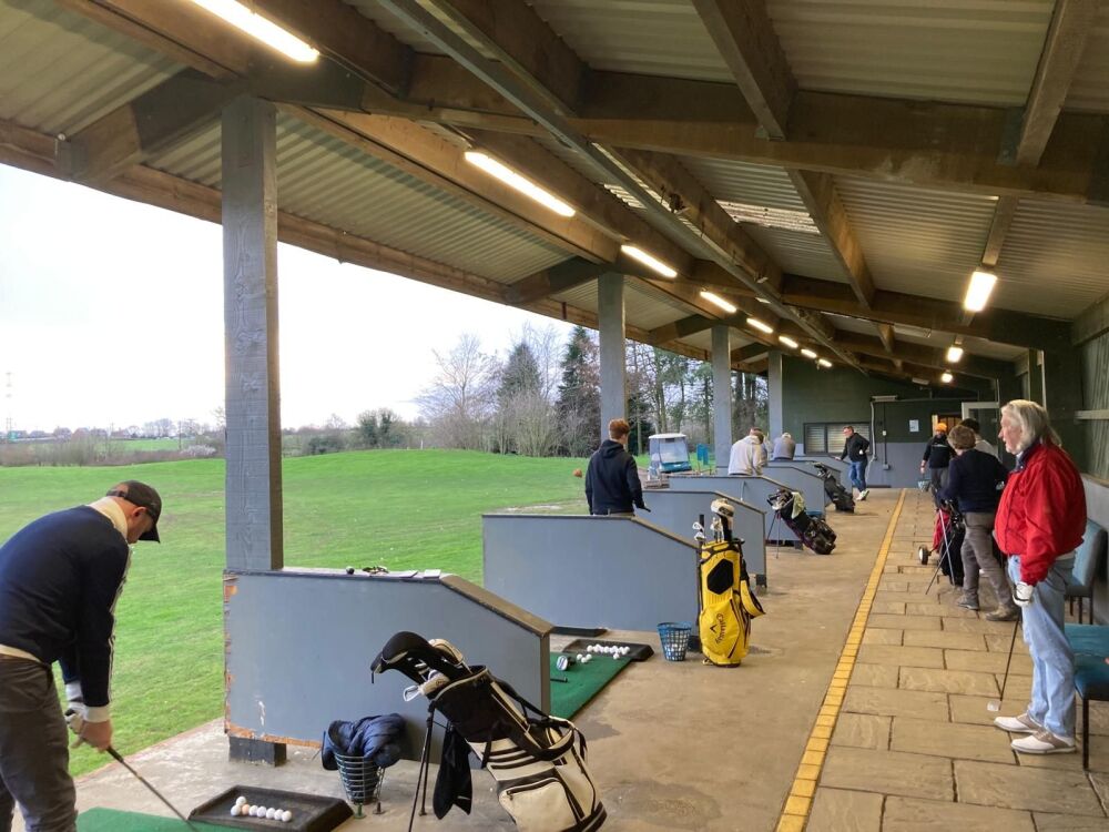 Home Page [www.cherwelledgegolfclub.co.uk]