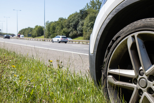 what is the hard shoulder The Hard Shoulder Explained: UK Motorway and ...