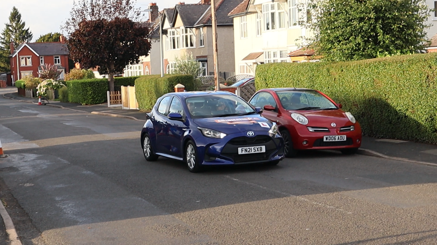ADI Part 3 Parallel parking - a Guide to easy parallel parking uk