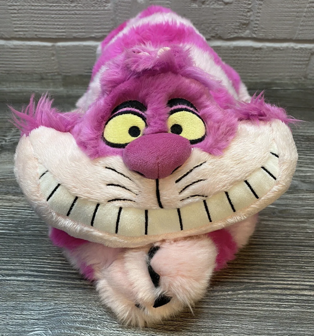 Cheshire CAT moveable puppet / cat shoulder prop for stage