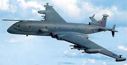 ROLLS-ROYCE BR700 TITANIUM TURBOFAN JET ENGINE TABLE- RAF NIMROD (Now ...