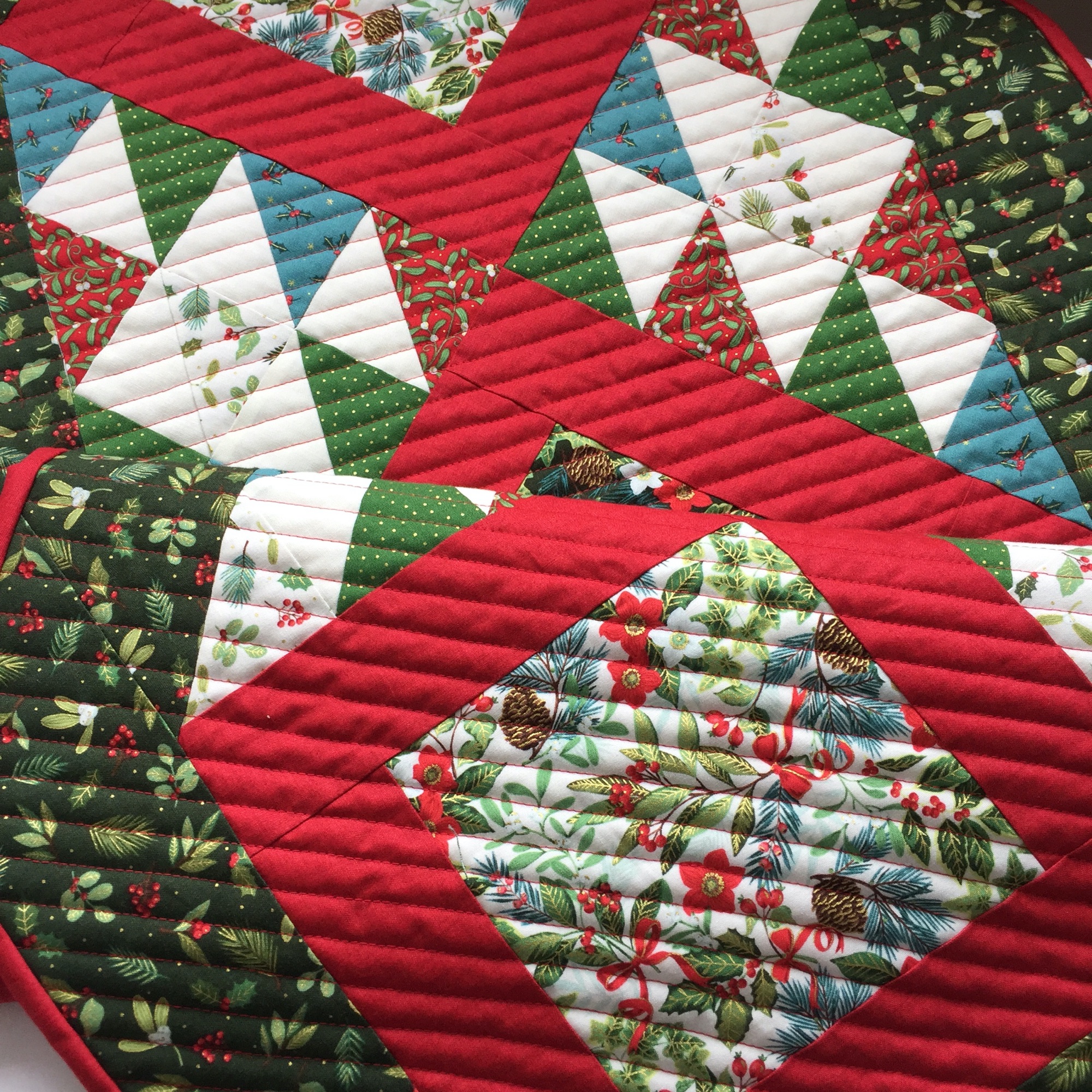 Shining Star Table Runner Pattern