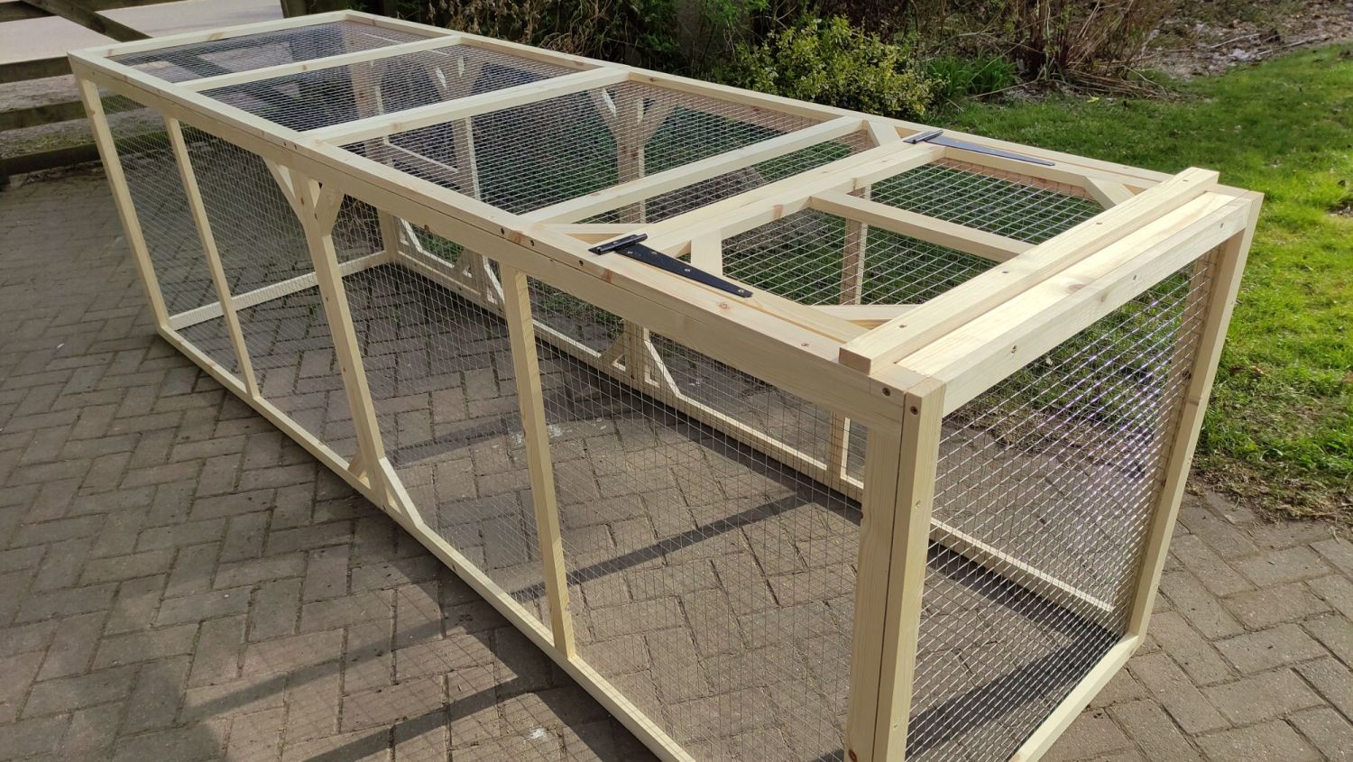 Chicken Run - Poultry Run - Perthshire Poultry