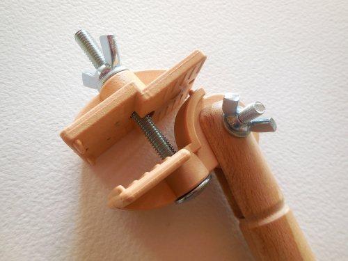 Versatile table clamp