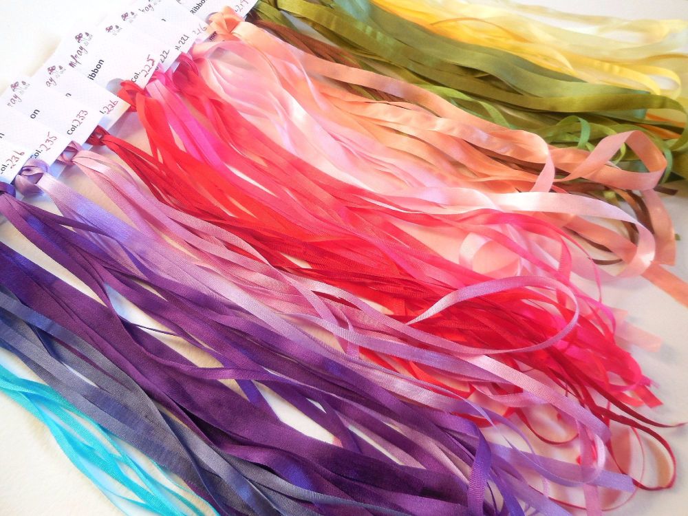 Hand embroidery supplies, instructional videos and more. Sarah Homfray ...