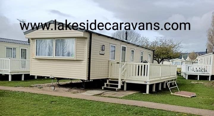 photos of all the caravans and log cabin