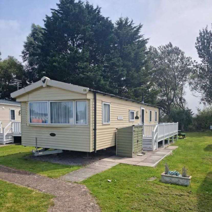 photos of all the caravans