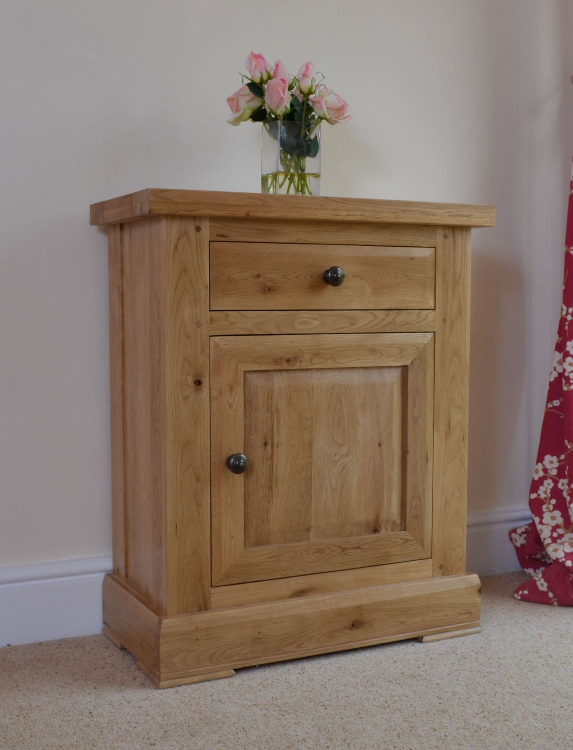 Hampton Abbey Oak Cupboard - 1 Door 1 Drawer