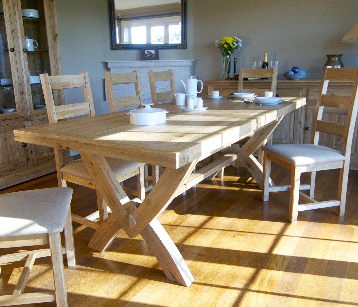 Hampton Abbey Oak Table - 2.5m Fixed Top Table
