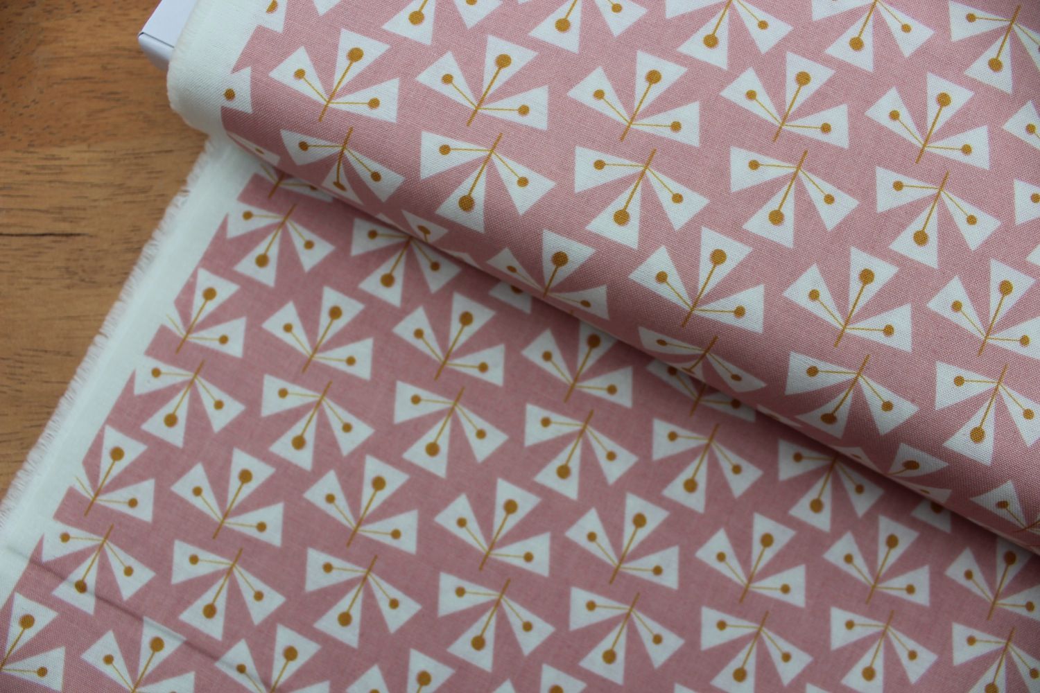 Rachel Cave confetti, flower head on grey