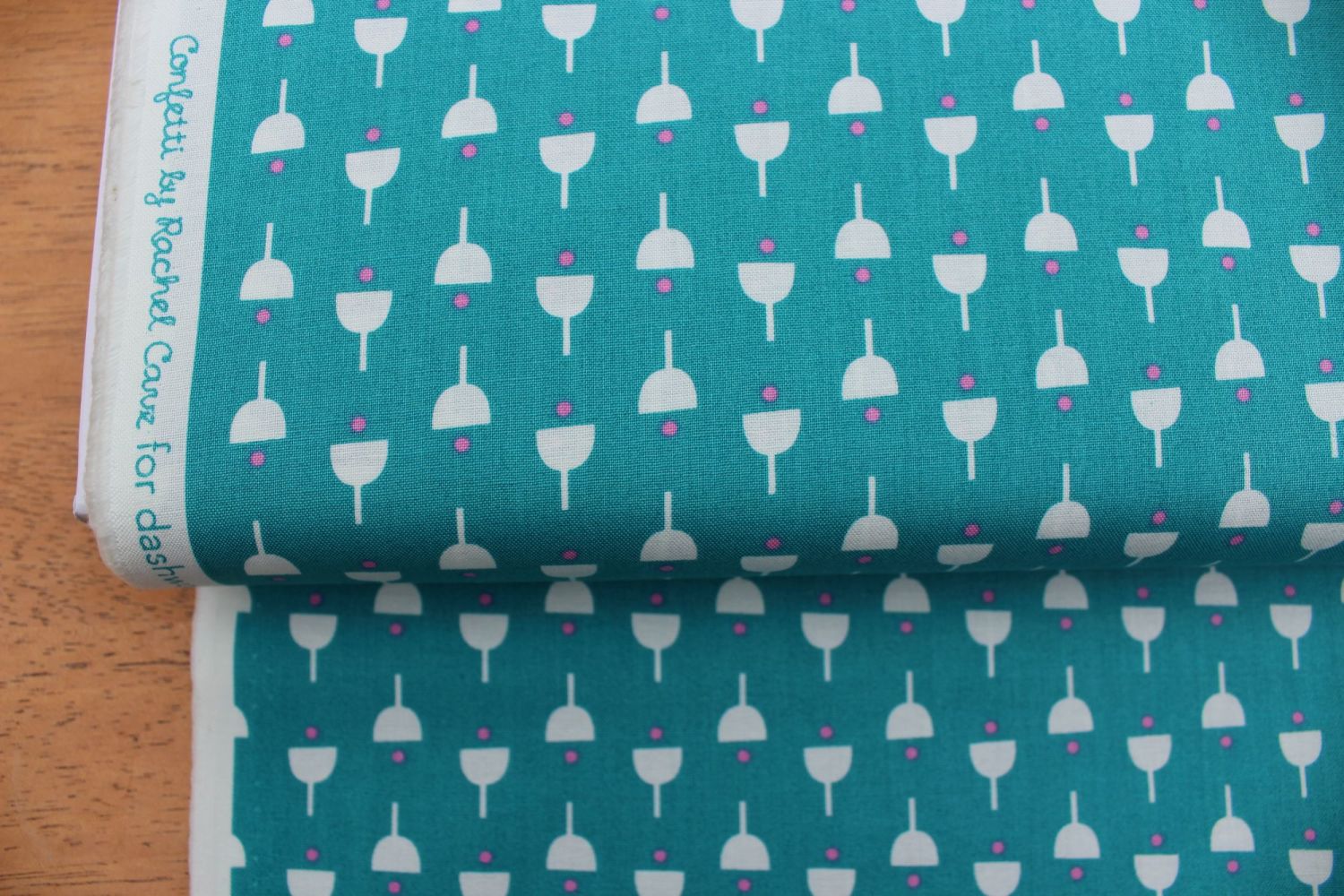 Rachel Cave confetti, large confetti