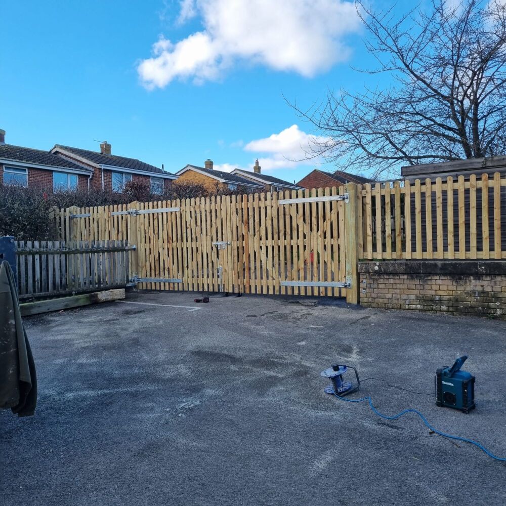 HAYMAC Premium Range Gate Installations in Kent ME10 Sittingbourne ME9 ...