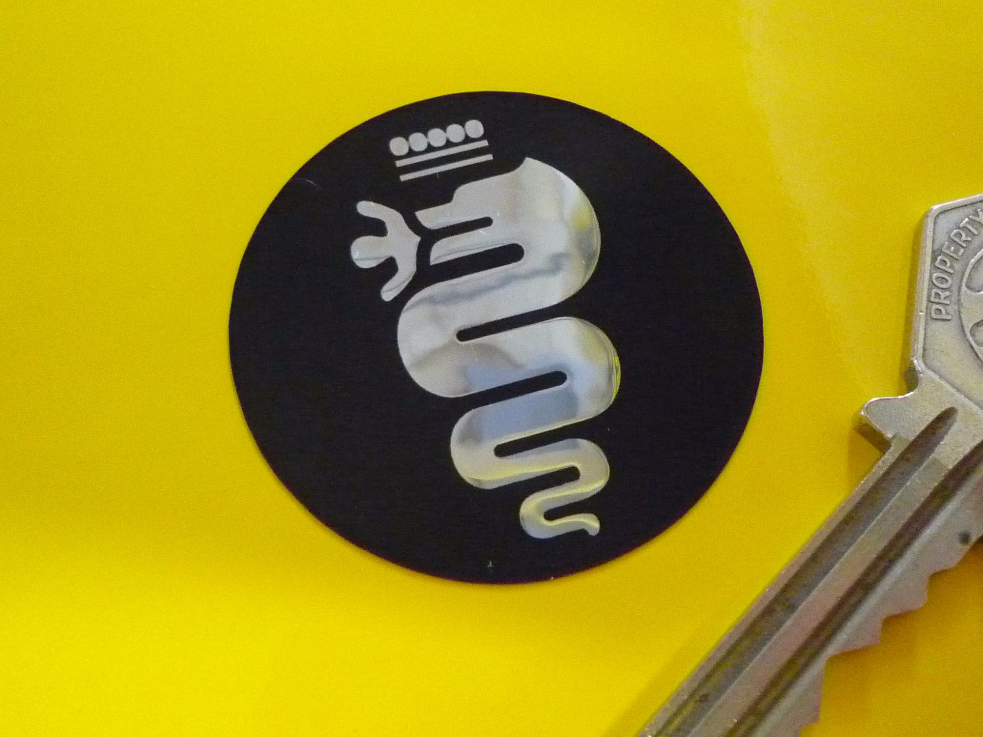 Alfa Romeo Cloverleaf Gold Triangle Self Adhesive Car Badges - 1" or 2 ...