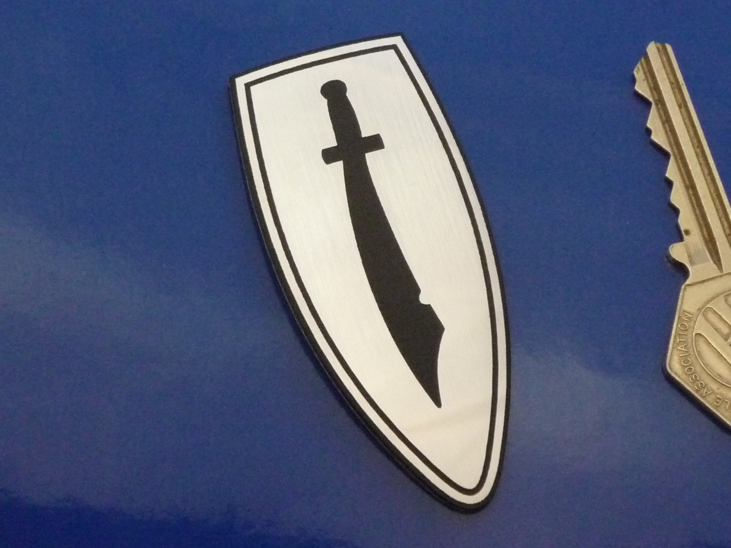 Reliant Sabre Scimitar Laser Cut Self Adhesive Car Badge. 38mm or 50mm.