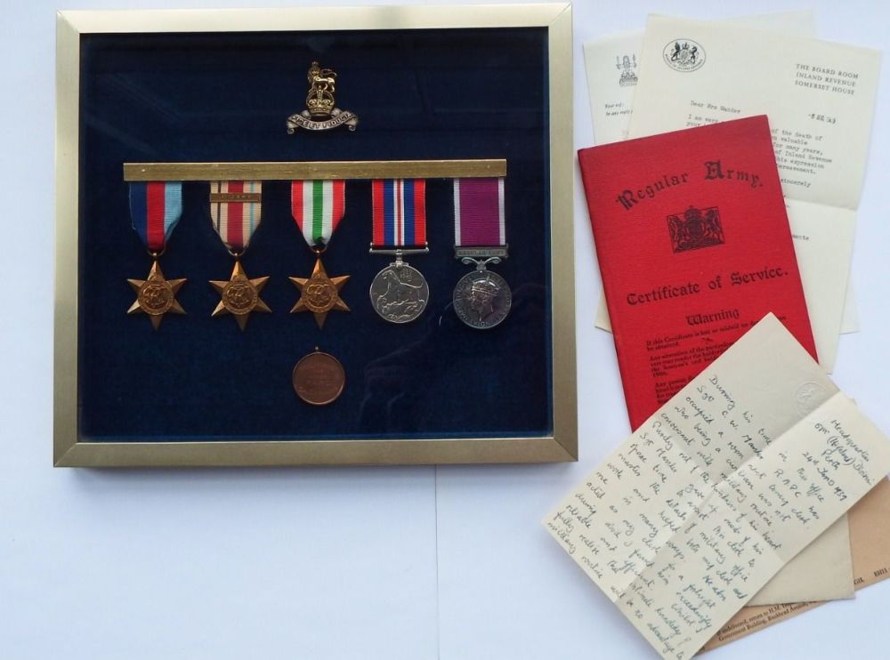 Long Service Good Conduct grouping to 2/ Lieutenant Charles William ...
