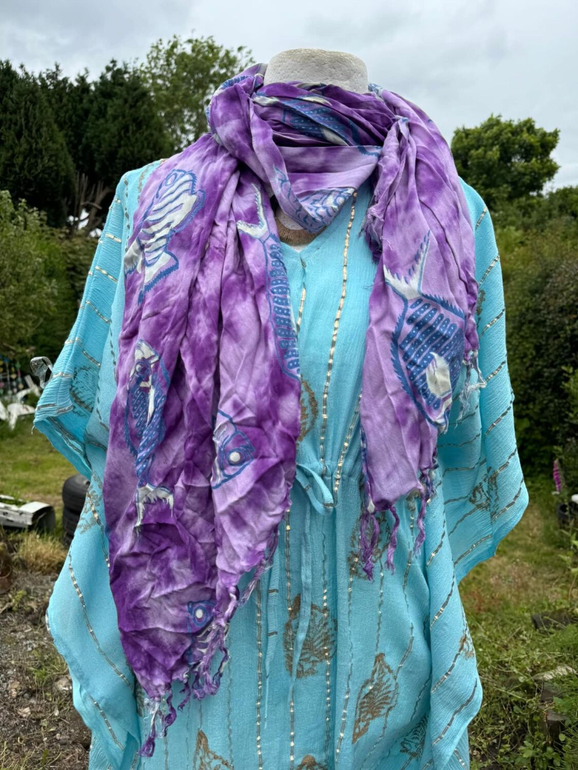 Scarf / shawl/wrap/sarong