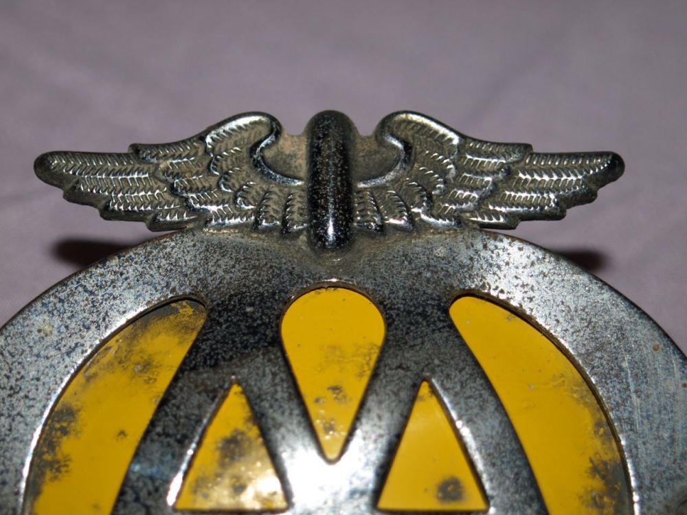 Vintage AA badge automobilia 1960 Collectables