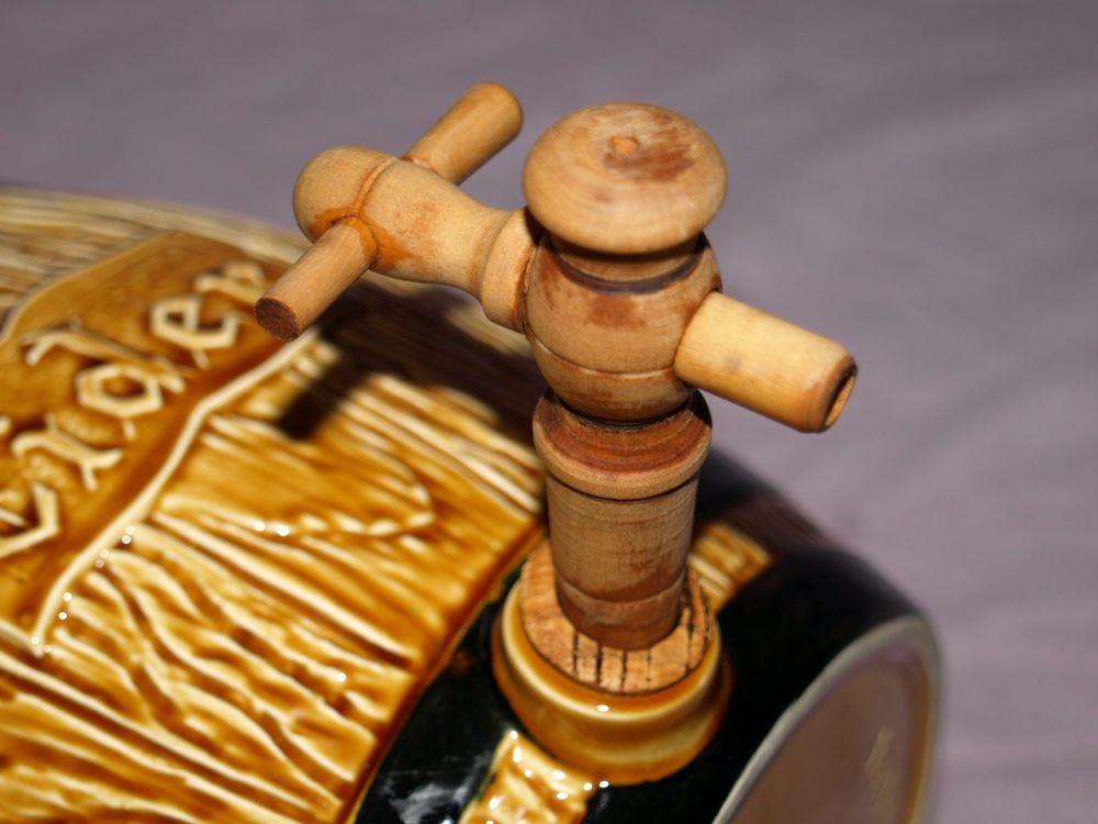 Crown Devon Ceramic Cider Barrel.