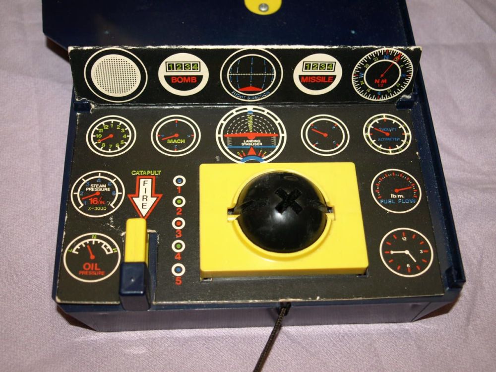 Airfix Super Flight Deck Vintage Toy 1970s.