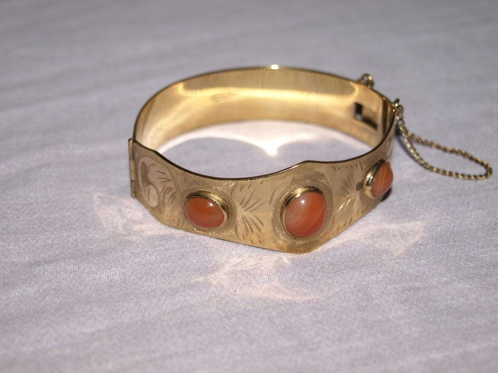Vintage Excalibur Rolled Gold Hinged Bracelet Bangle.