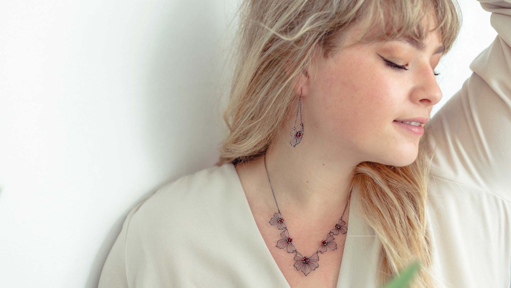 Judith Brown Jewellery | Handmade Silver Jewellery | Wire Flowers