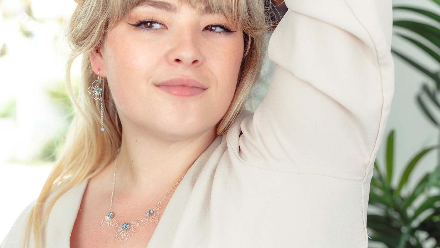 Judith Brown Jewellery | Handmade Silver Jewellery | Wire Flowers