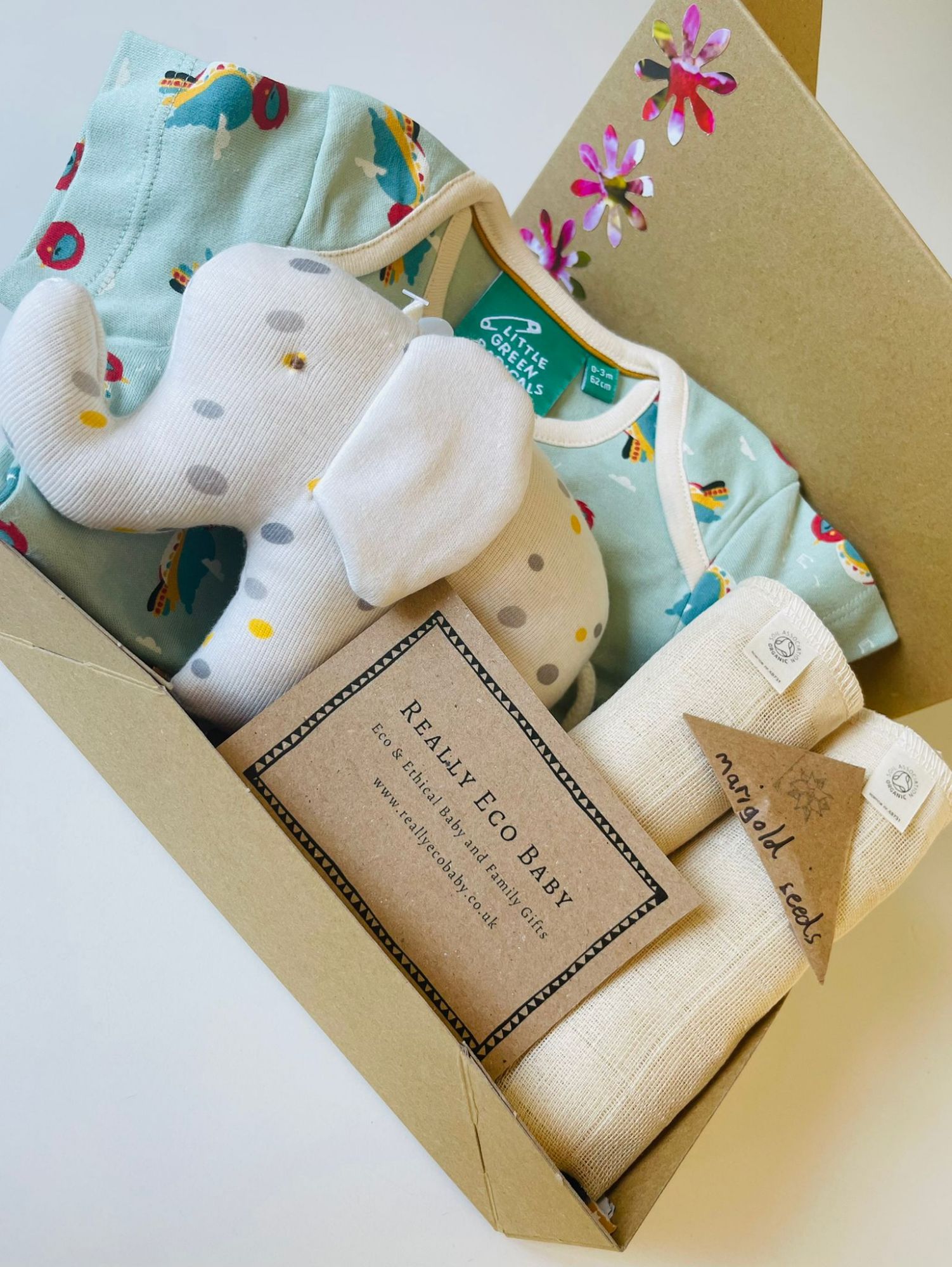 gift boxes | baby gift boxes | new mum gift boxes | green baby