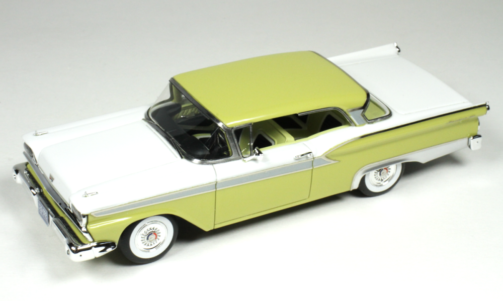 GOLDVARG: 1959 FORD FAIRLANE, INCA GOLD/WHITE. LTD: 250 ***GONE***