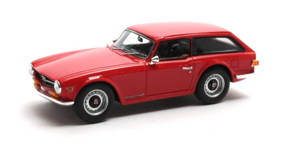 TRIUMPH TR6 SHOOTING BRAKE. SIGNAL RED.
