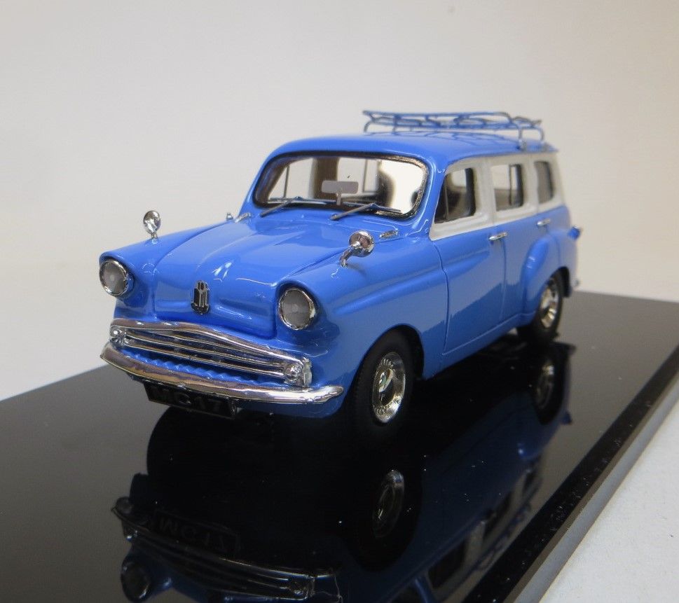 1 MC 17: 1961 STANDARD 10, COMPANION: WING MIRRORS, ROOF RACK. WHITE/BLUE.
