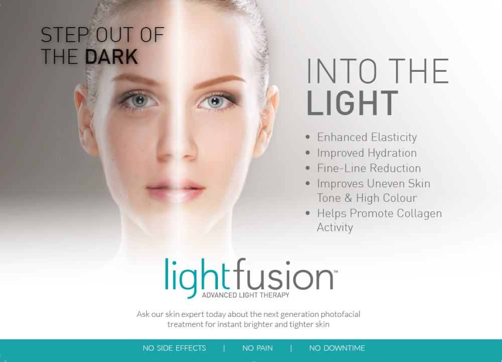 THE VANITY CASE - lightfusion™- Advanced Light Therapy