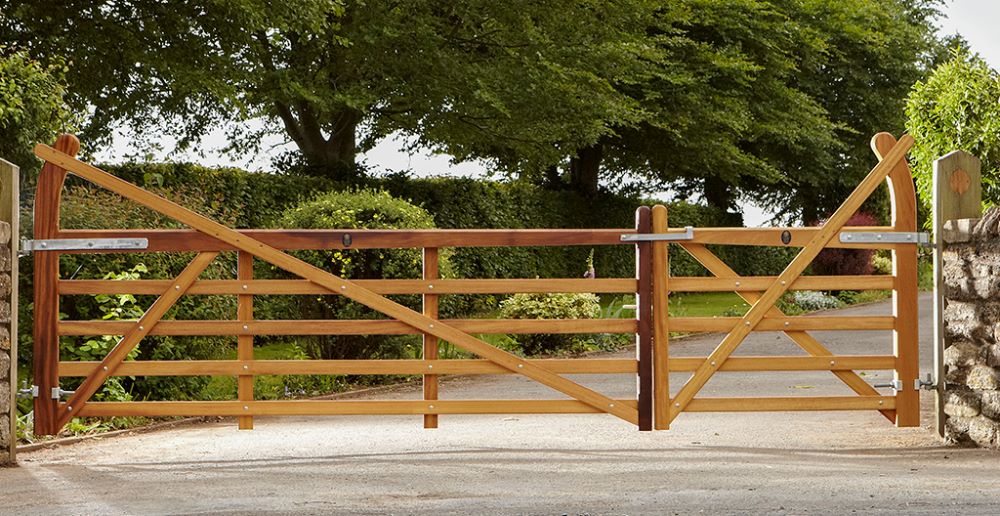 Gates - Country - Products