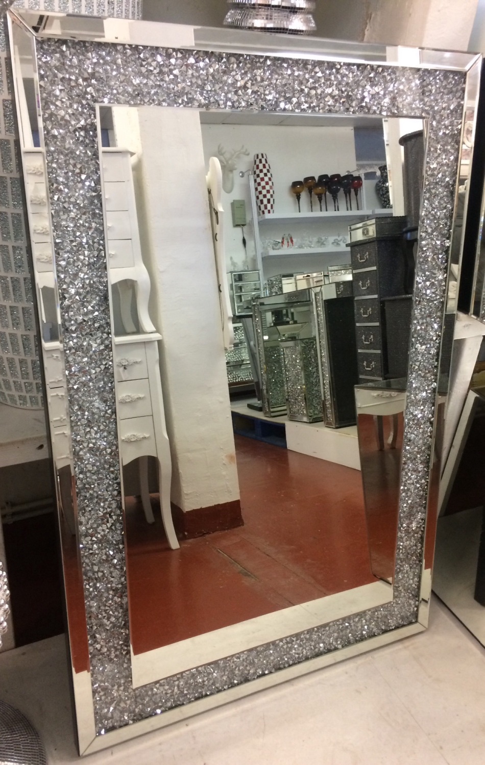 Wall Mirrors - Outlet Mirrors - the online decorative mirror superstore ...
