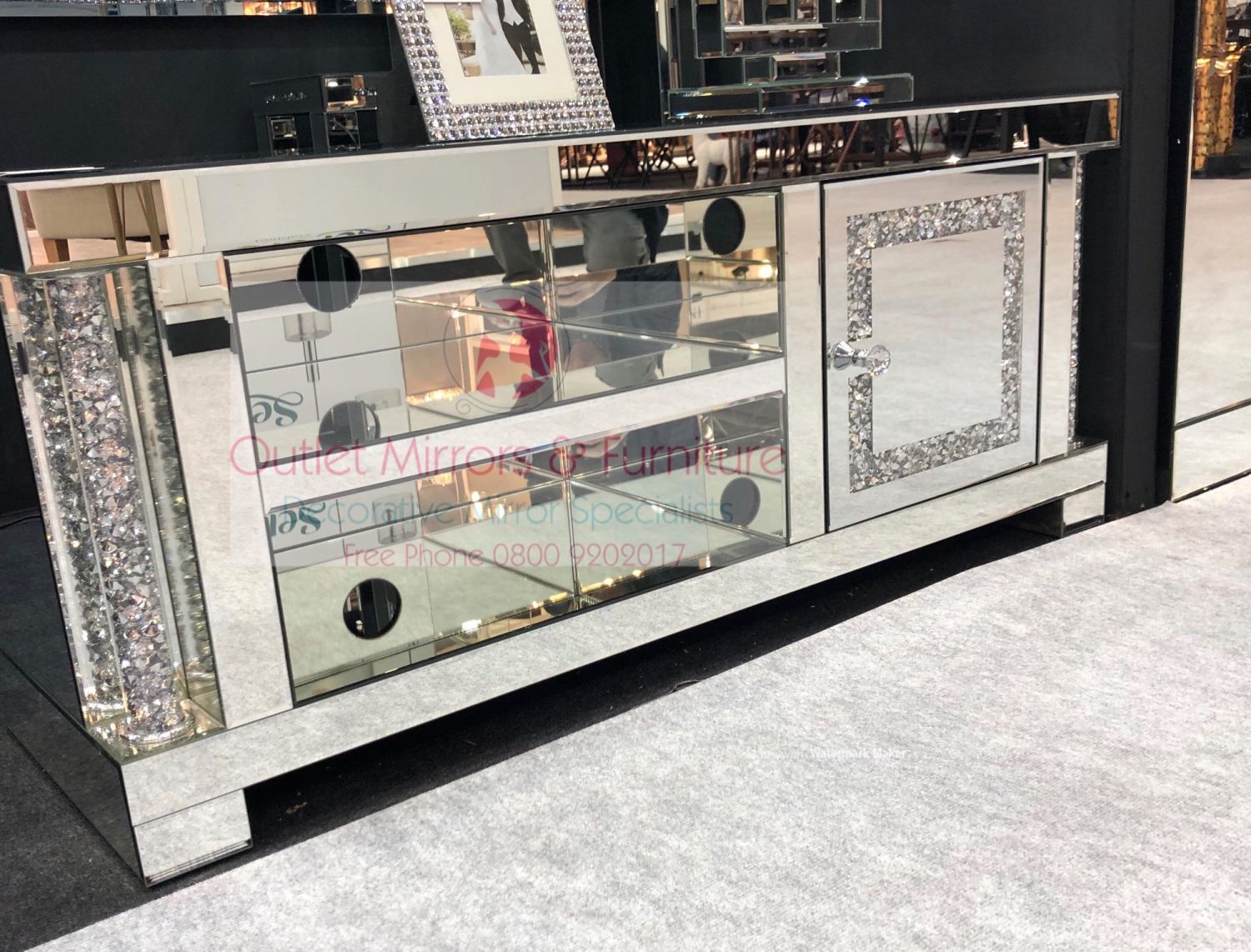 luxury Diamond Crush crystal Sparkle mirrored tv base entertainment units