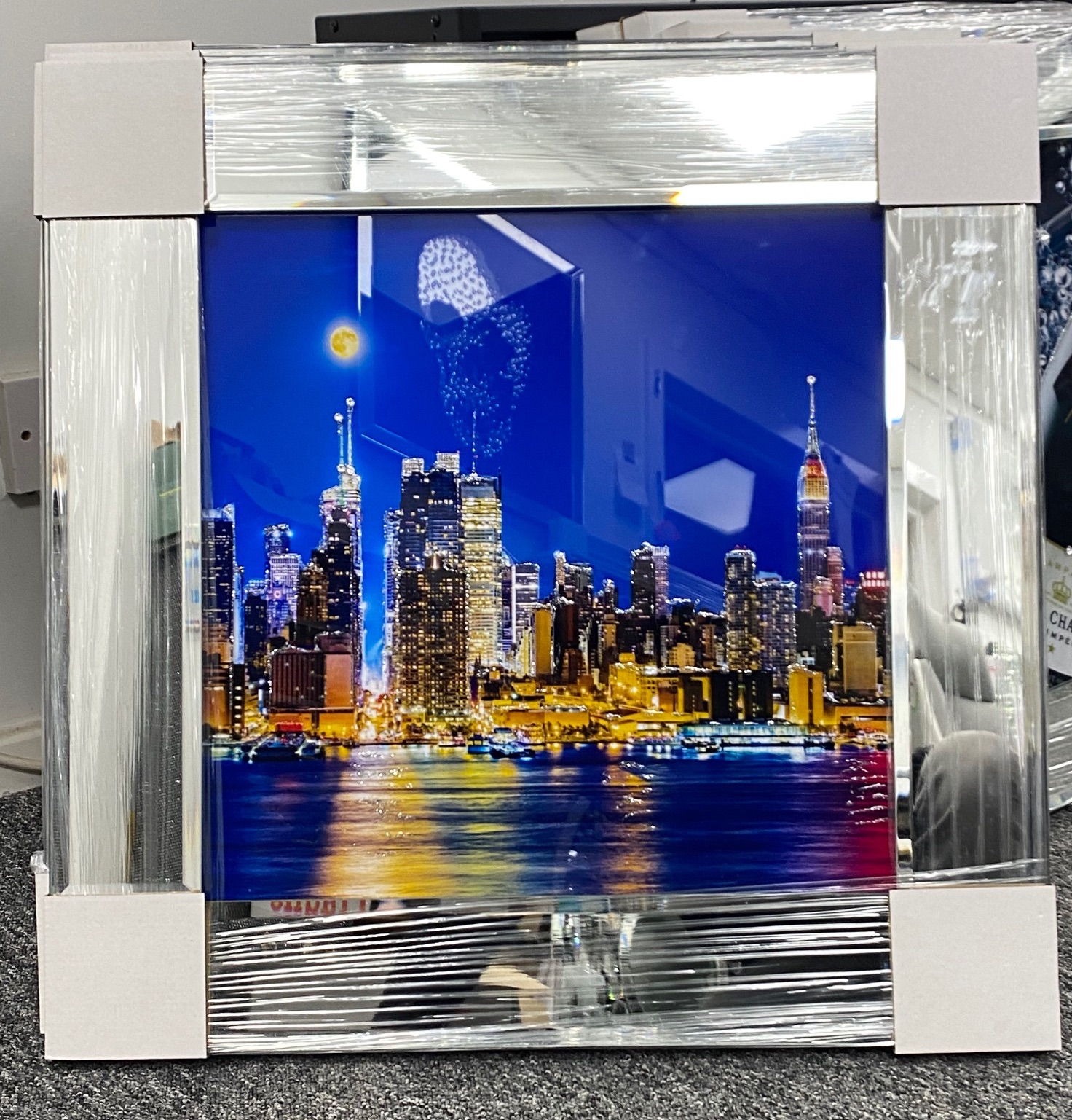 Mirror Framed Liquid Art New York Manhattan 55cm X 55cm Mirror Framed Liquid Art New York Manhattan 55cm X 55cm