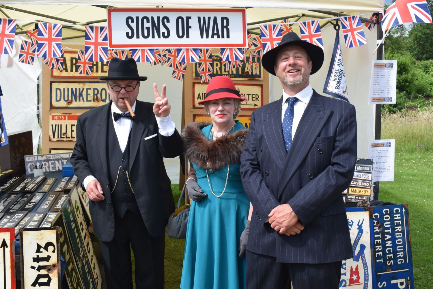 World War 2 road signs, WWII signs, Battle signs, Arnhem, Bastogne ...