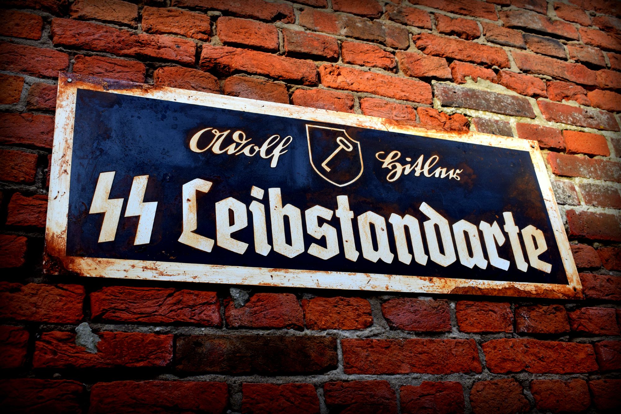 Liebstandarte SS, Liebstandarte Sign, SS signs, Nazi SS Signs, Waffen ...