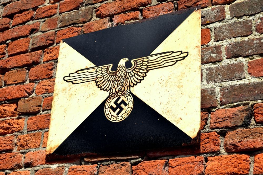 SS Standard, SS Adler, SS Eagle sign, SS Signs, Nazi Signs, Nazi SS ...