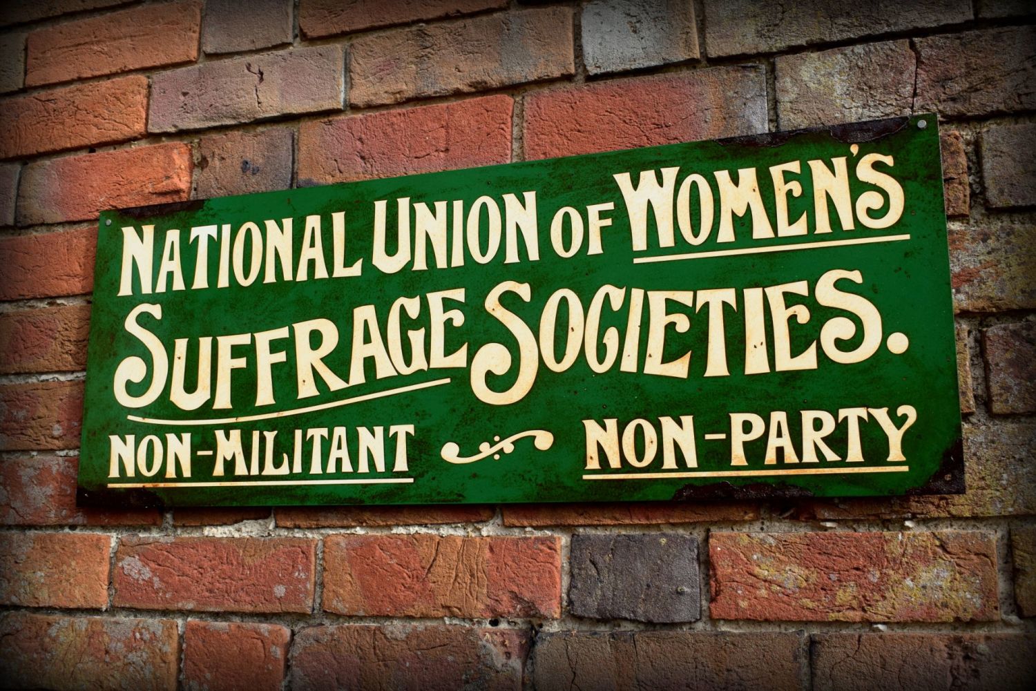 Women's Suffrage Society, Suffragettes, Emmeline Pankhurst, Votes for ...