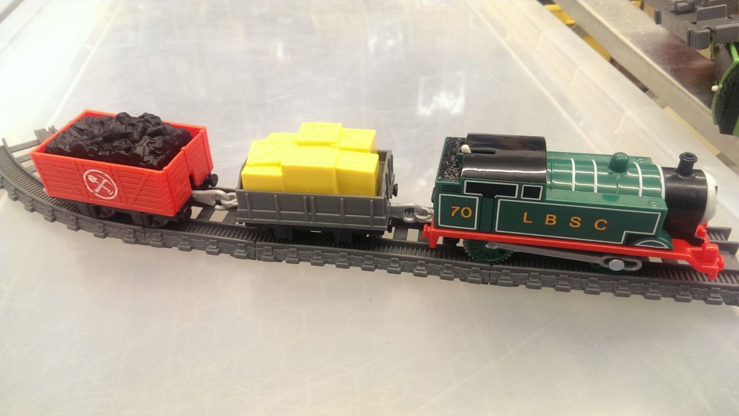 Tootally Thomas - Busy Bee James - Trackmaster Revolution