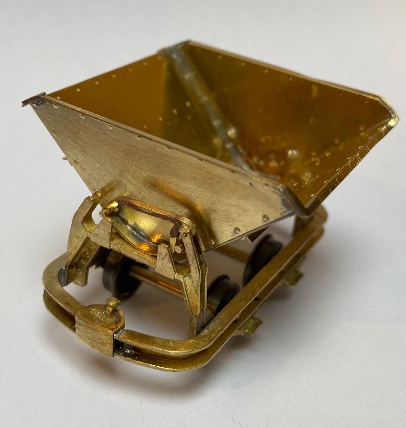 2 x 1:35 Dolberg Skip Wagons, Brass Castings Kit