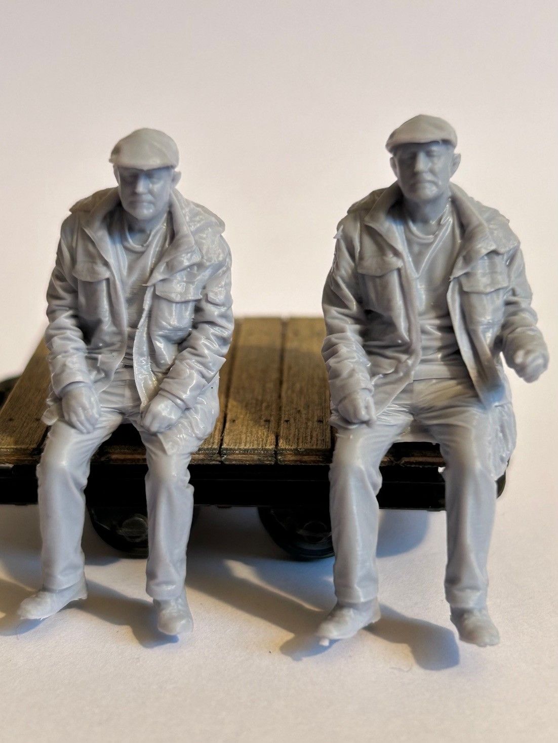 Seated resin driver figures pack A