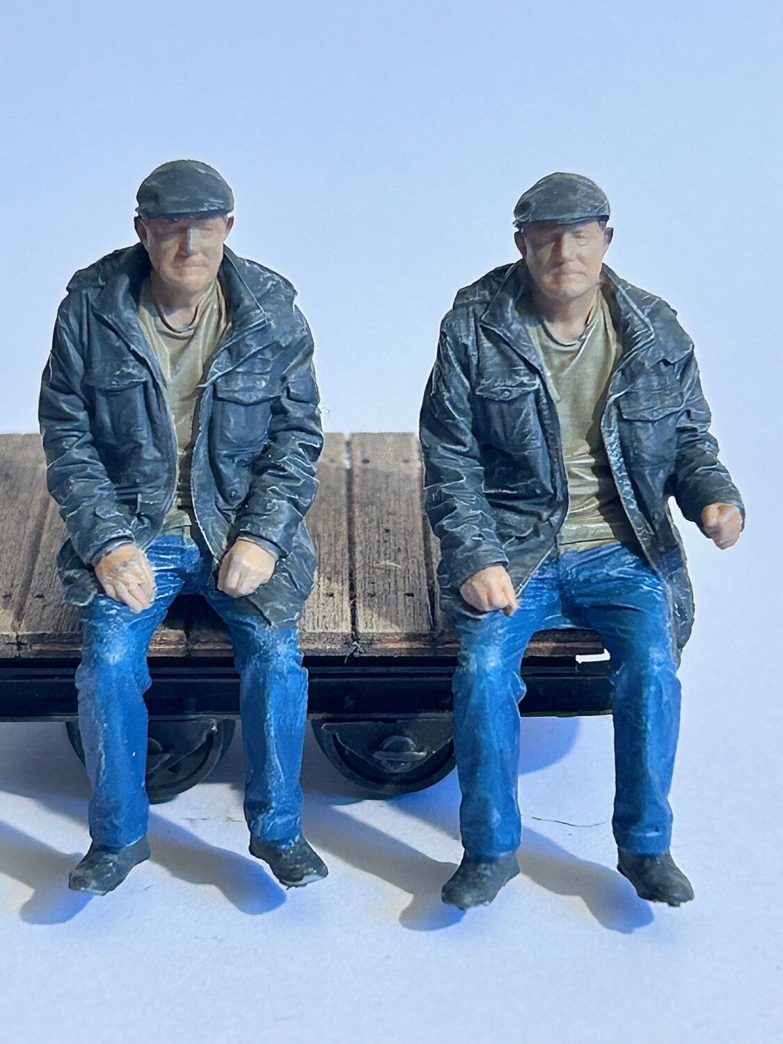 Seated resin driver figures pack A