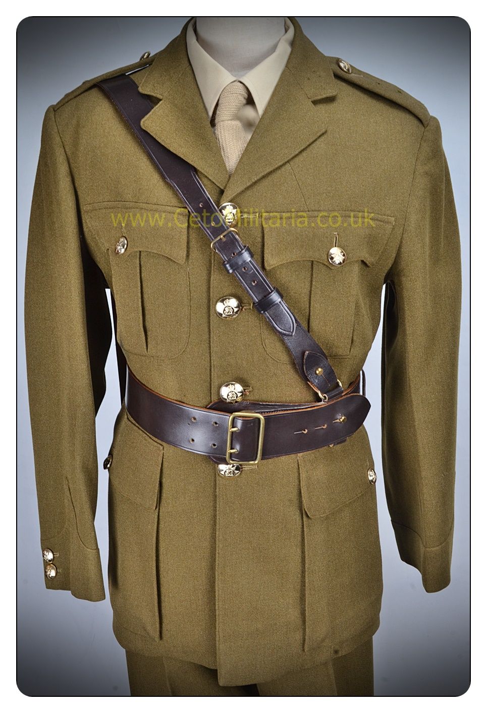 Queen's Regt SD Uniform+ (36/37C 31.5W)