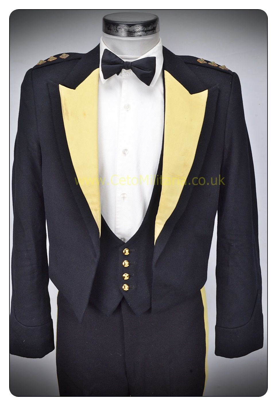 RAPC Captain Mess (39/40C 32W)