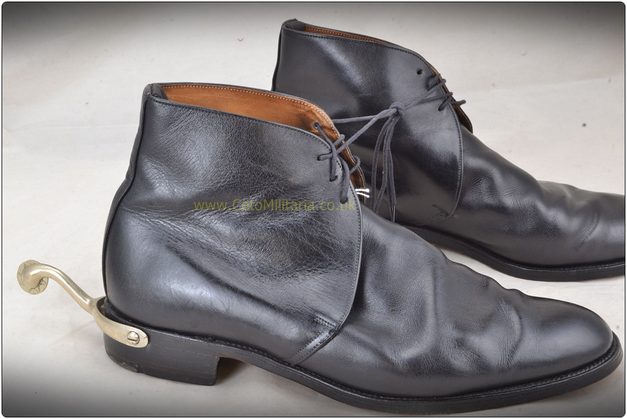 Boots - George (Various)