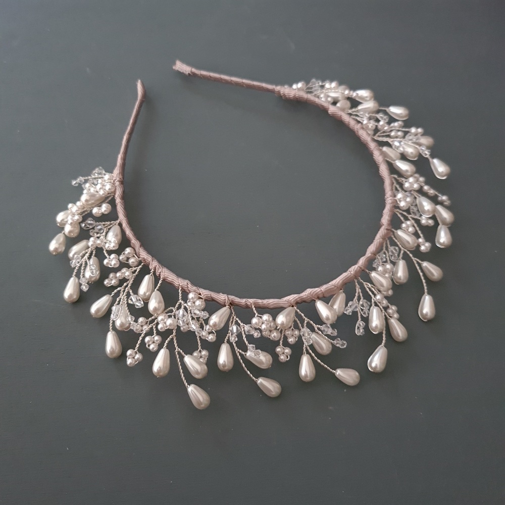 Pearl Wedding Hair Accessories -what is the difference between ...