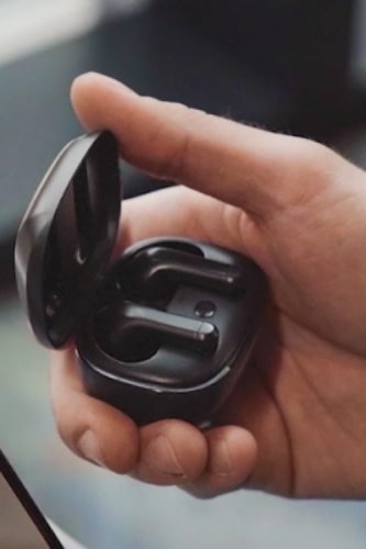 Mobi AI-powered wireless earbuds fully funded in one hour on Kickstarter!