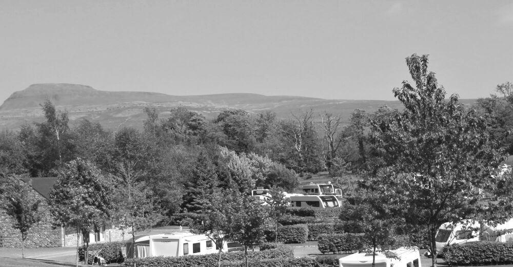 Welcome to Thornbrook Barn Touring Caravan Site