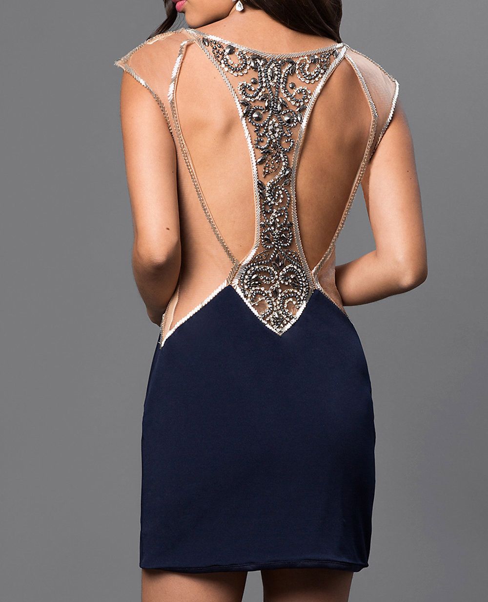 B014 Bead Embellished Open Back Dress Size: M